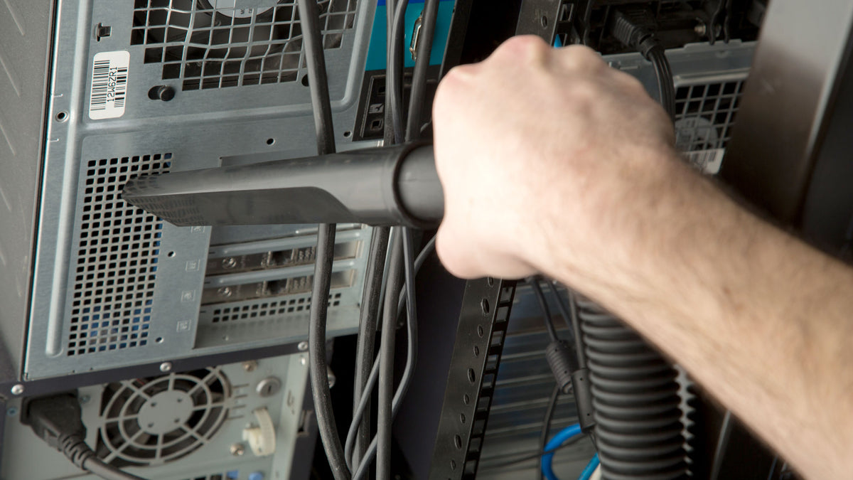 DATAVAC® ESD SAFE MAINTENANCE SYSTEM